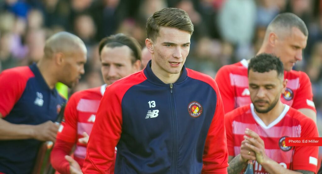 Firth responder: Fleet keeper gets hands on a new deal – Ebbsfleet ...